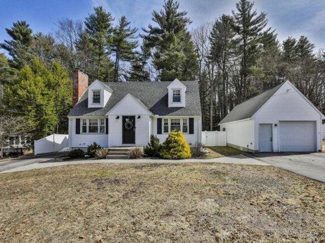 house with 3 bedroom, Nashua NH DLS103125050