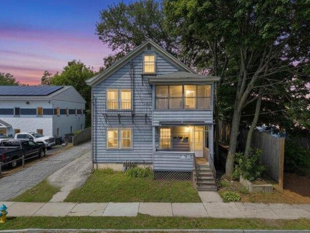 house with 3 bedroom, Nashua NH DS103885812