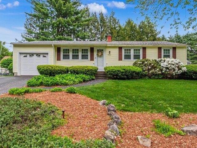 house with 3 bedroom, Nashua NH DS103072095