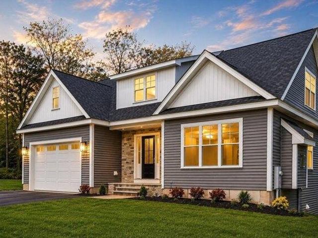 house with 3 bedroom, Nashua NH DS103074028