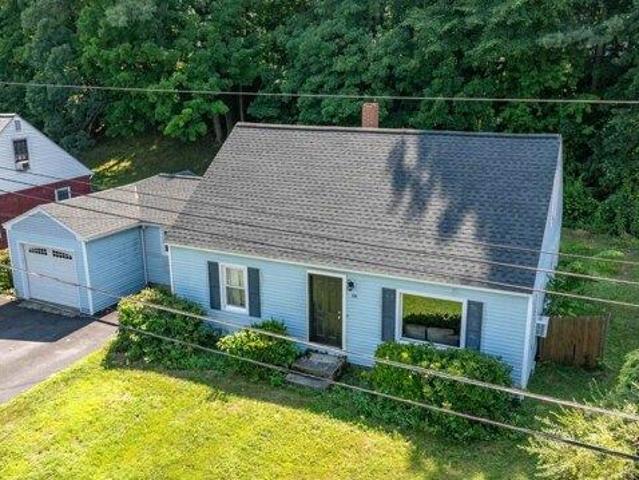 house with 3 bedroom, Nashua NH DS104148627