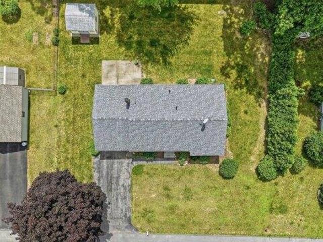 house with 3 bedroom, Nashua NH ES103663892