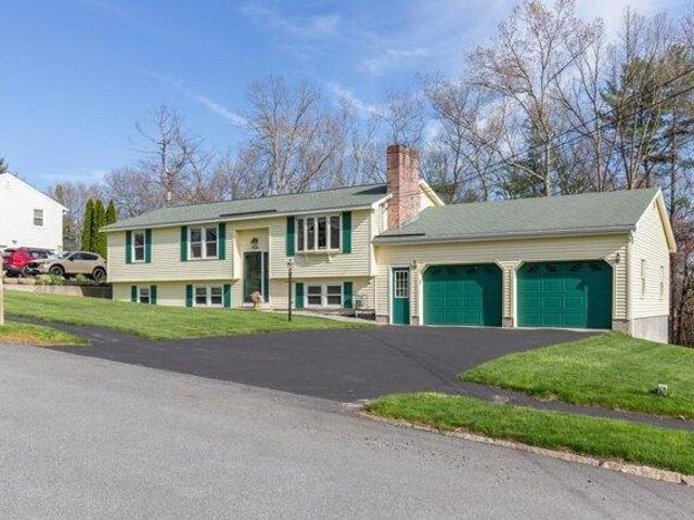 house with 3 bedroom, Nashua NH ES103034307