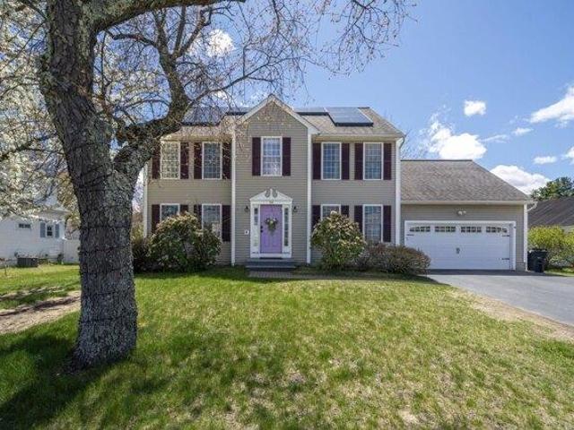 house with 3 bedroom, Nashua NH ES103100473