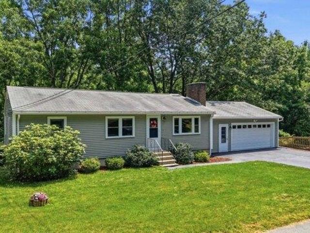 house with 3 bedroom, Nashua NH ES104831461