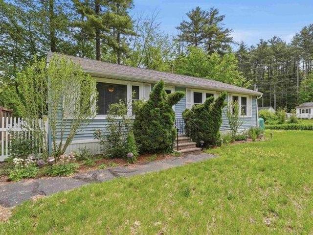house with 3 bedroom, Nashua NH ES105094572