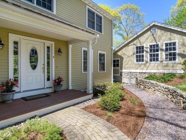 house with 3 bedroom, Natick MA DS102410416