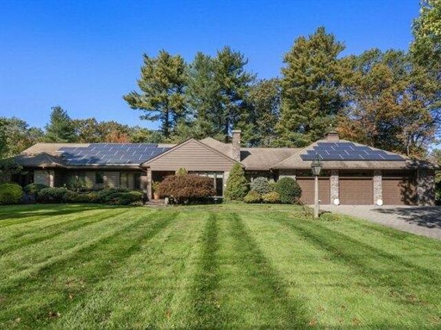 house with 3 bedroom, Natick MA DS102411766