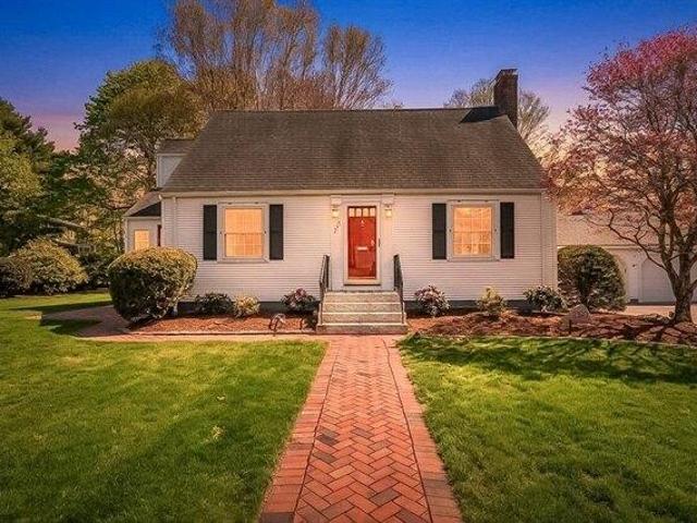 house with 3 bedroom, Natick MA DS102595850
