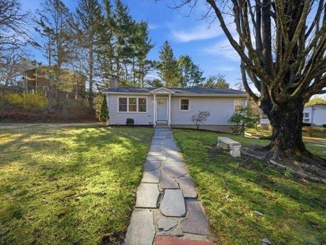 house with 3 bedroom, Natick MA ES102959647