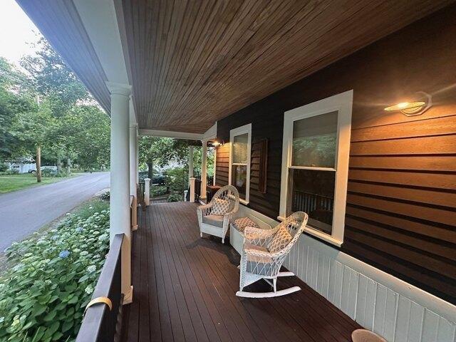 house with 3 bedroom, Natick MA ES103496427