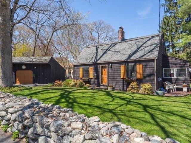 house with 3 bedroom, Natick MA ES103662777