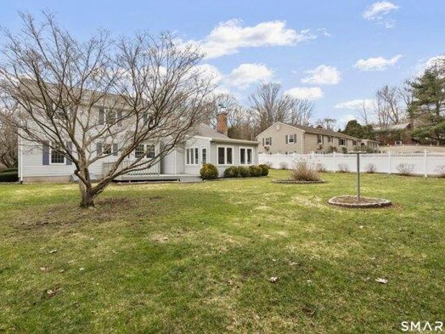 house with 3 bedroom, Naugatuck CT DLS103099655