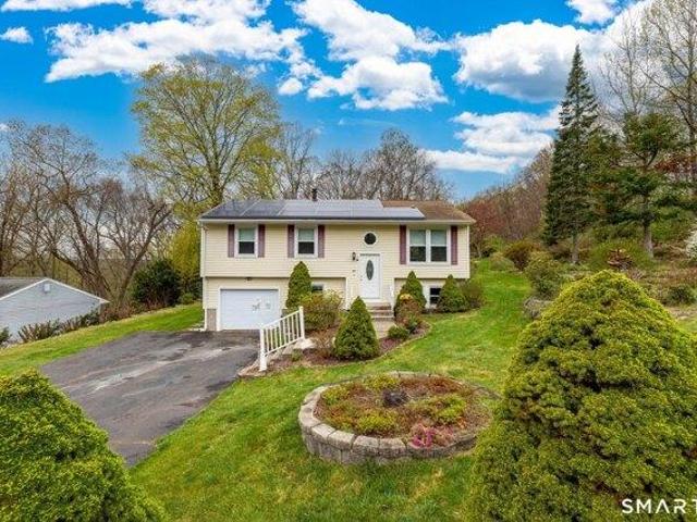 house with 3 bedroom, Naugatuck CT DLS103100311