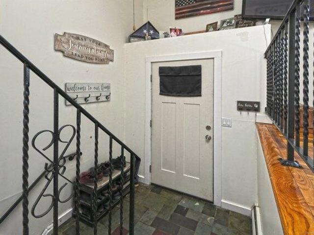 house with 3 bedroom, Naugatuck CT DS102780115