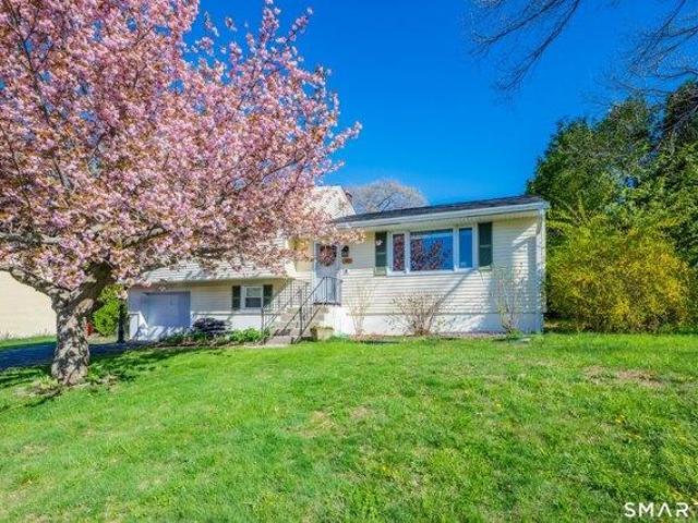 house with 3 bedroom, Naugatuck CT DS102828739