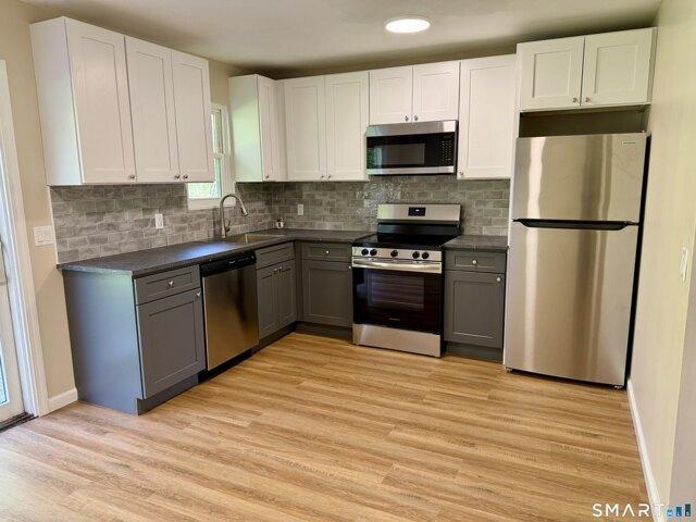 house with 3 bedroom, Naugatuck CT DS102213692