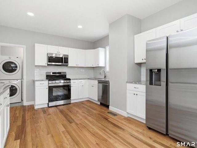 house with 3 bedroom, Naugatuck CT DS102215527