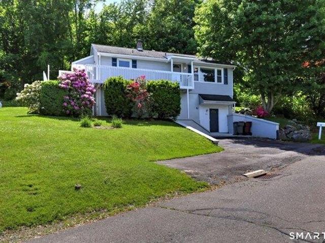 house with 3 bedroom, Naugatuck CT DS104441339