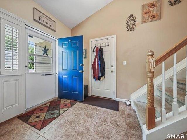 house with 3 bedroom, Naugatuck CT ES103438509