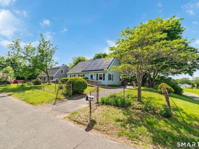 house with 3 bedroom, Naugatuck CT ES103125488