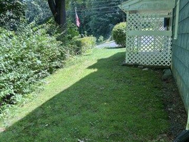 house with 3 bedroom, Naugatuck CT ES104406567