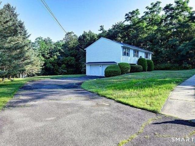 house with 3 bedroom, Naugatuck CT ES104445503