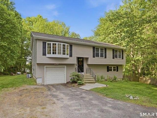 house with 3 bedroom, Naugatuck CT ES104481901