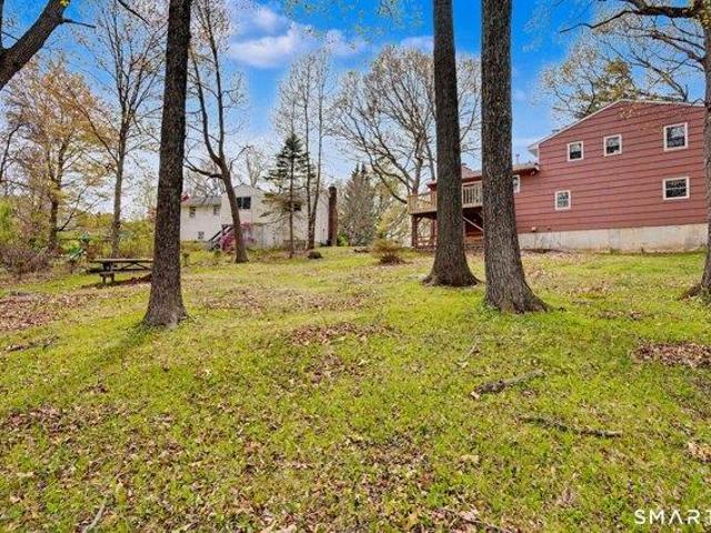 house with 3 bedroom, Naugatuck CT ES104112910