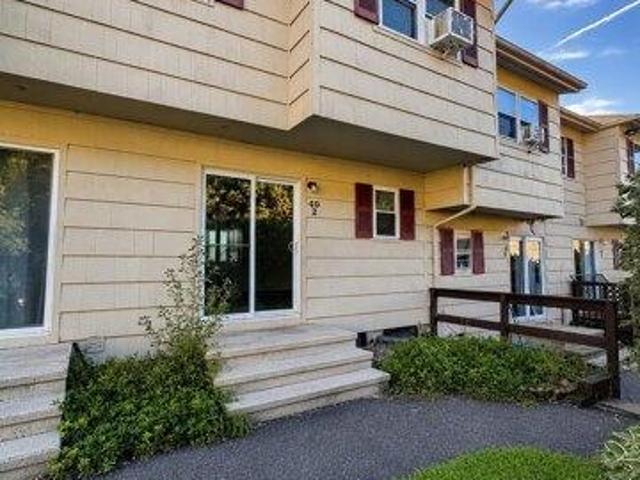 house with 3 bedroom, Naugatuck CT ES105173920