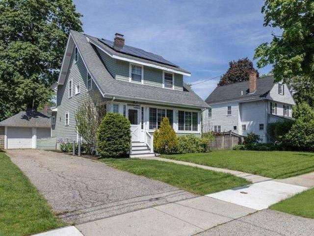house with 3 bedroom, Needham MA DLS103072823