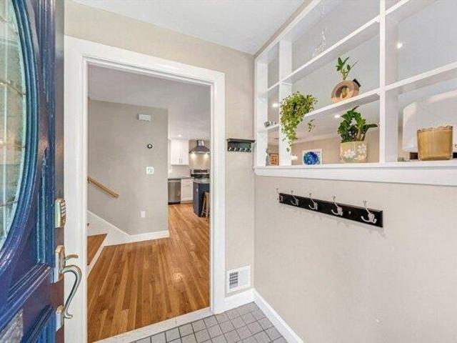 house with 3 bedroom, Needham MA ES104076053