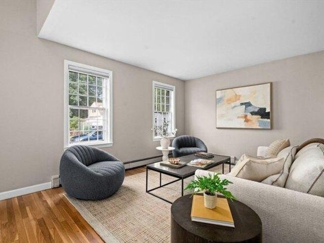 house with 3 bedroom, Needham MA ES105080841