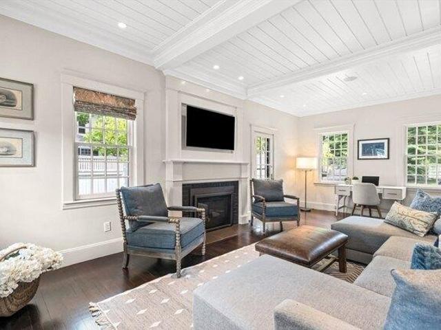 house with 3 bedroom, Needham MA ES103852205