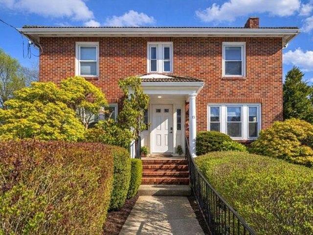 house with 3 bedroom, Newton MA DS102025685