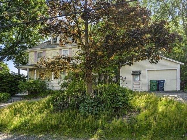 house with 3 bedroom, Newton MA DS103499414