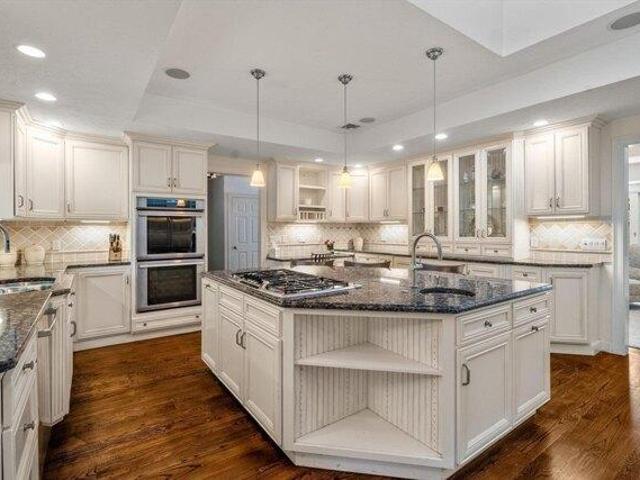 house with 3 bedroom, Newton MA DS103020830
