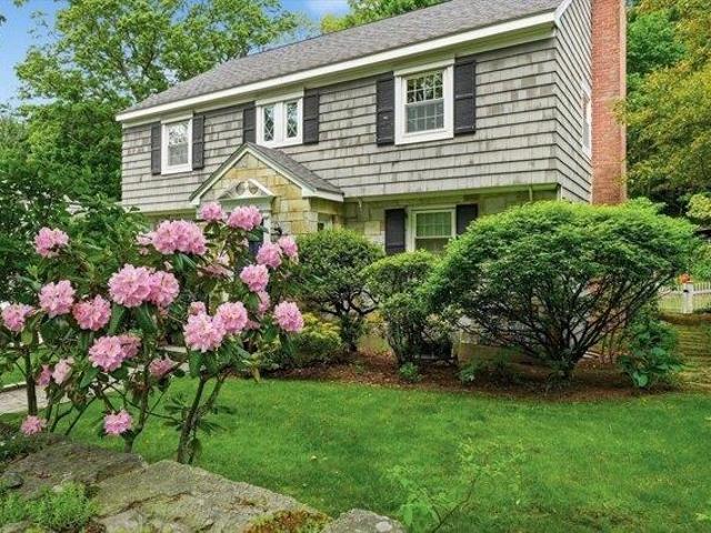 house with 3 bedroom, Newton MA DS103072210