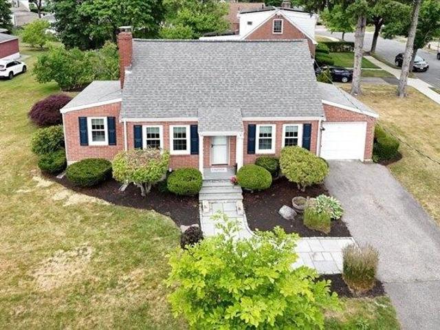 house with 3 bedroom, Newton MA DS104076313