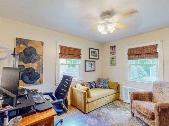 house with 3 bedroom, Newton MA ES103888108