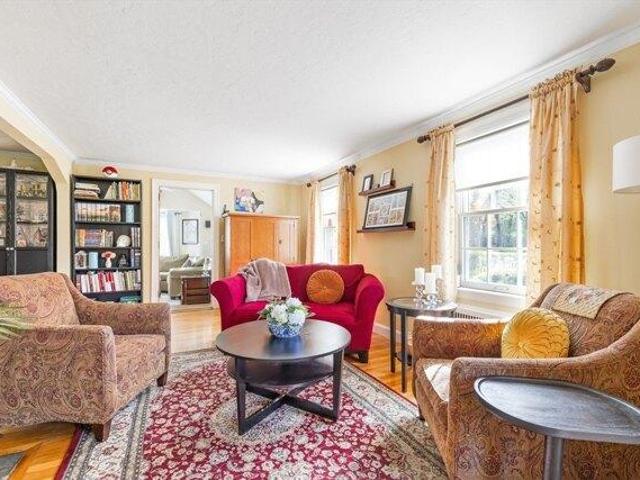 house with 3 bedroom, Newton MA ES103035107
