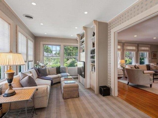 house with 3 bedroom, Newton MA ES104236794