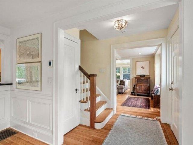 house with 3 bedroom, Newton MA ES105126953