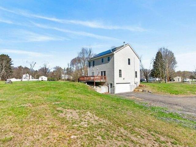 house with 3 bedroom, Newton NH ES103496510