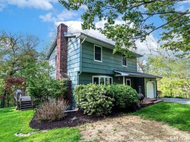 house with 3 bedroom, Newtown CT DS102777590