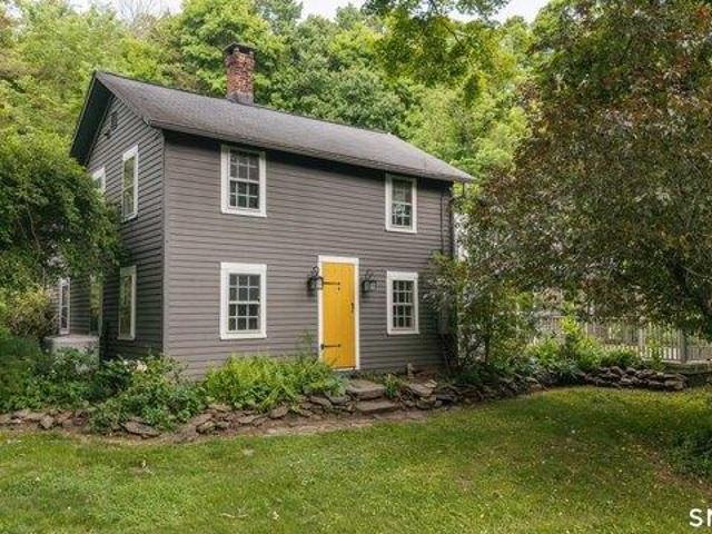 house with 3 bedroom, Newtown CT DS103188377