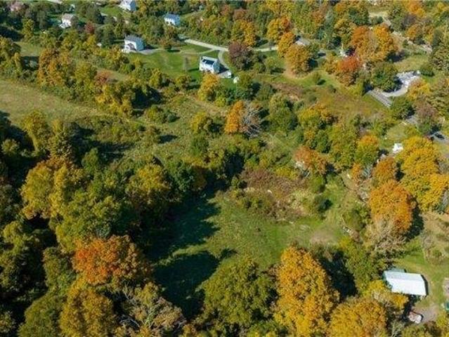 house with 3 bedroom, Newtown CT DS88014277