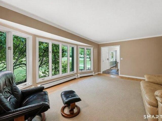 house with 3 bedroom, Newtown CT ES104149015