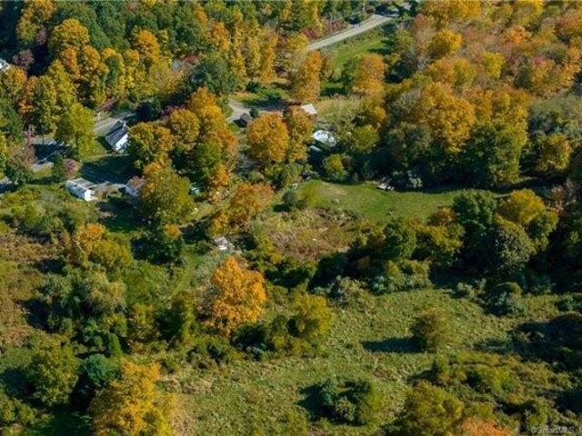 house with 3 bedroom, Newtown CT ES104262688