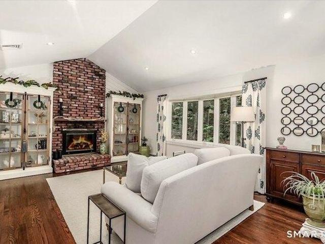 house with 3 bedroom, Newtown CT ES104905893